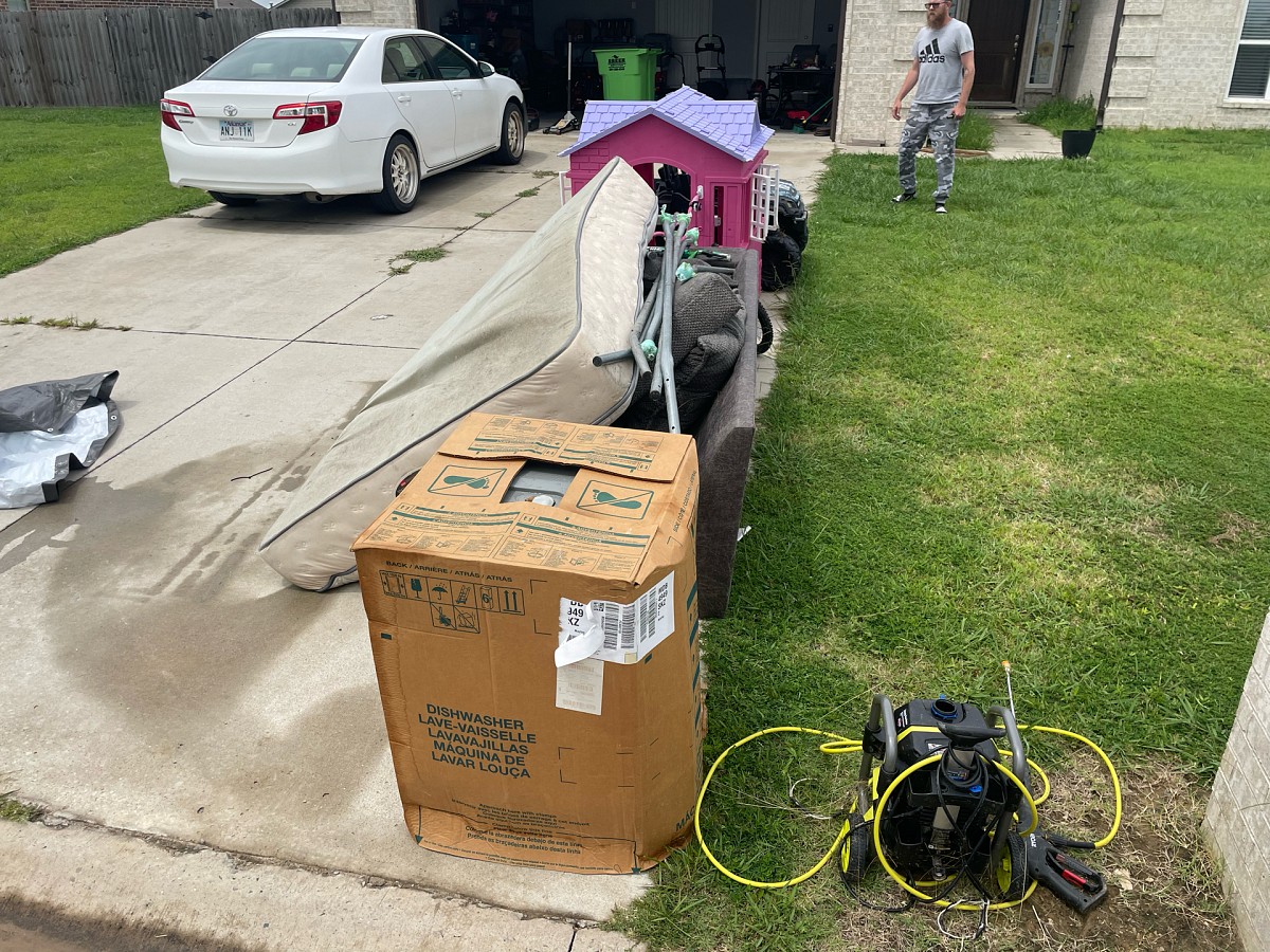 Ridall & More Junk Removal Beebe, AR, 72012 | Networx