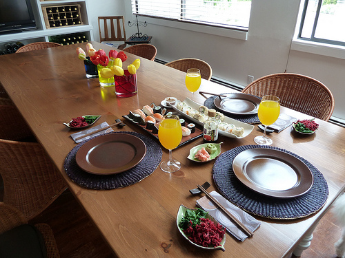 How Do You Set a Table Like a Designer? | Networx